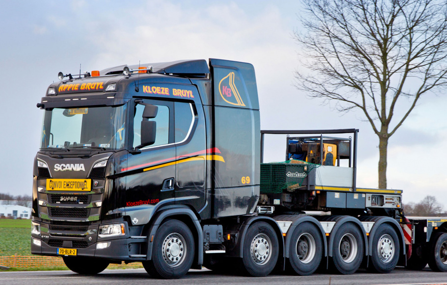 Nagradna igra: 50 let od prve proizvodnje Scania motorja V8 ...