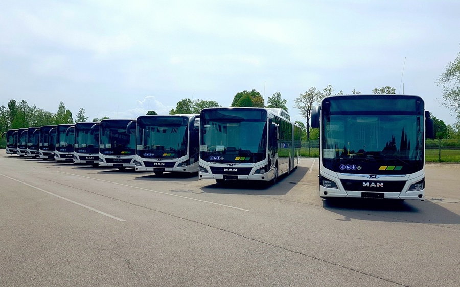 Deset novih avtobusov za LPP | Transport in logistika