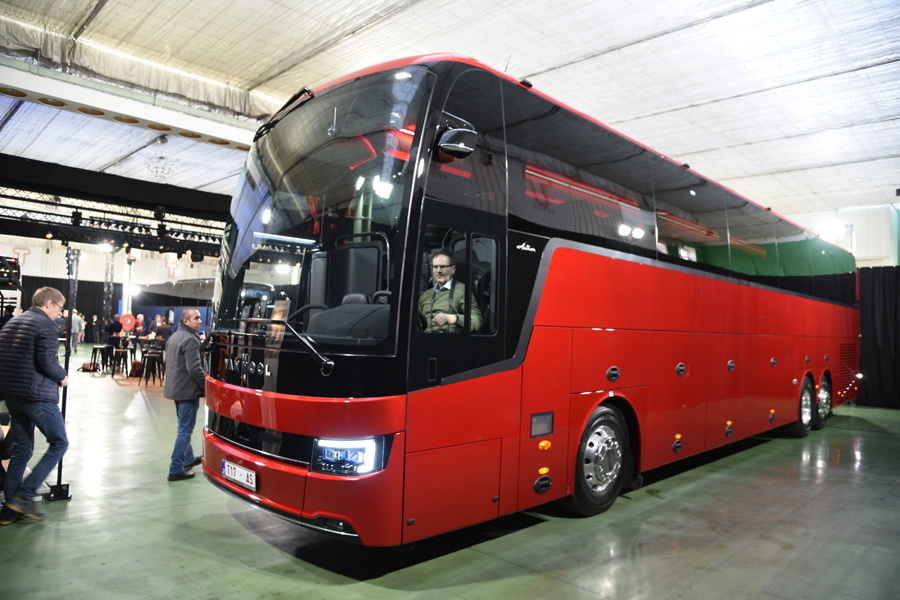 Van Hool s finančnimi težavami | Transport in logistika