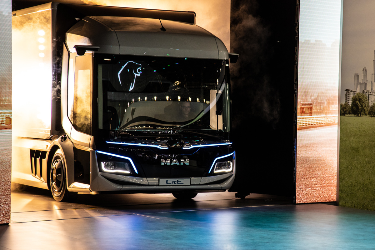 Sejem gospodarskih vozil IAA 2018 | Transport in logistika