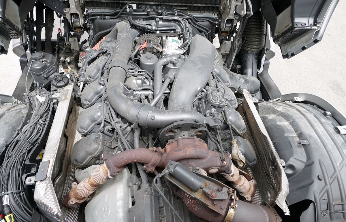 TEST: Scania S 650 V8 | Transport in logistika