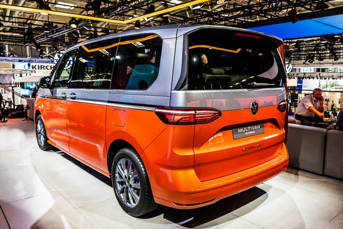 Multivan sejemsko premiero doživel na IAA Mobility 2021 | Transport in ...