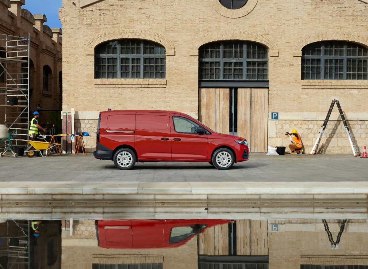 Novi Transit Connect | Transport in logistika