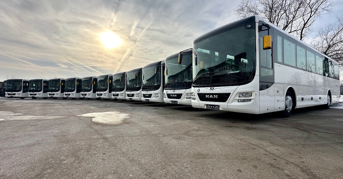 Nomago z 11 novimi avtobusi | Transport in logistika