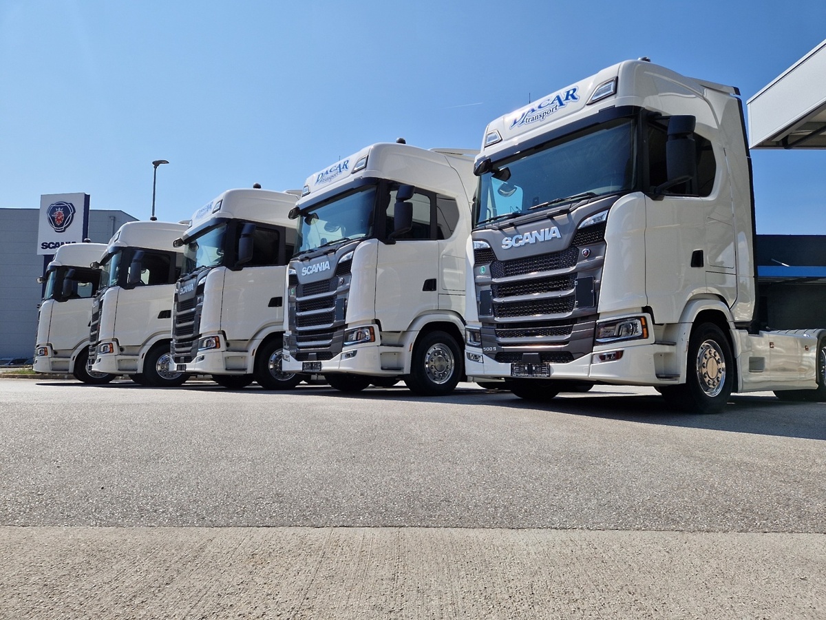 Deset Scanij za podjetje Dacar | Transport in logistika