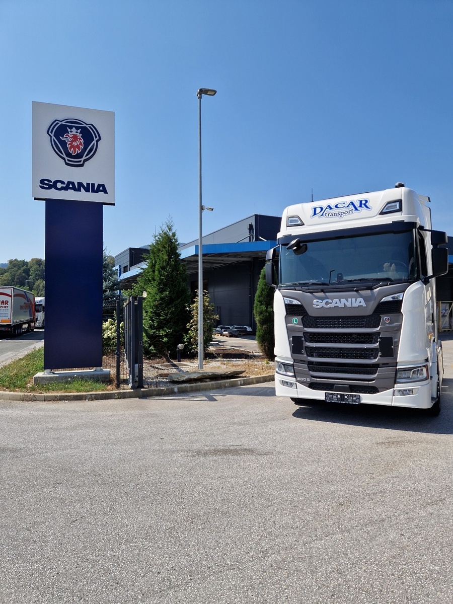 Deset Scanij za podjetje Dacar | Transport in logistika