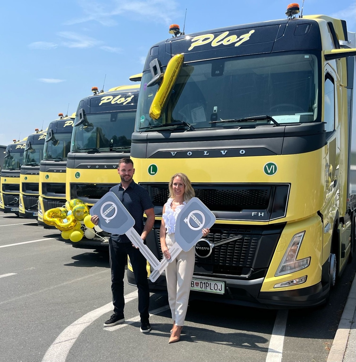 Pet tovornjakov Volvo FH Aero za Ploj | Transport in logistika