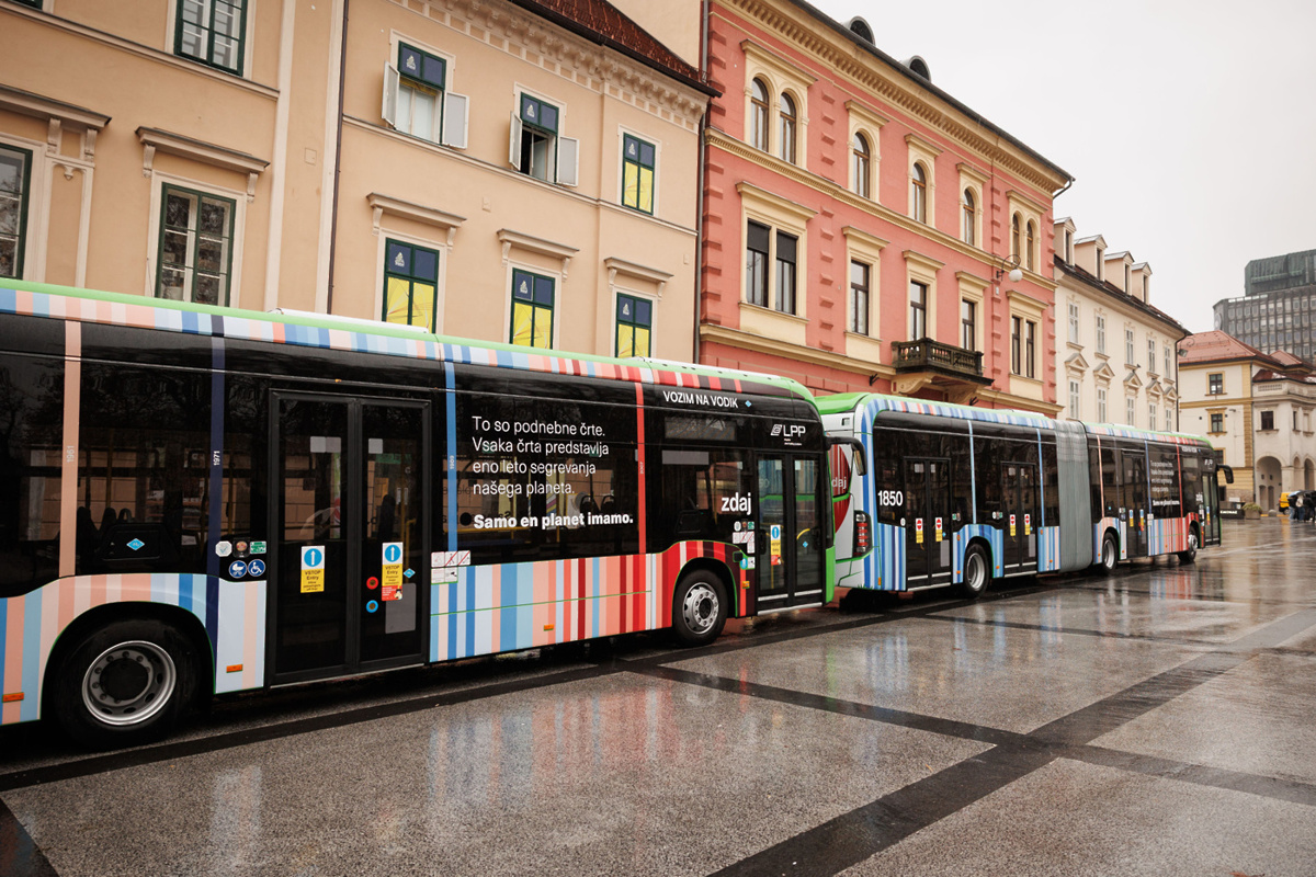 V Ljubljano zapeljali prvi avtobusi na vodik | Transport in logistika